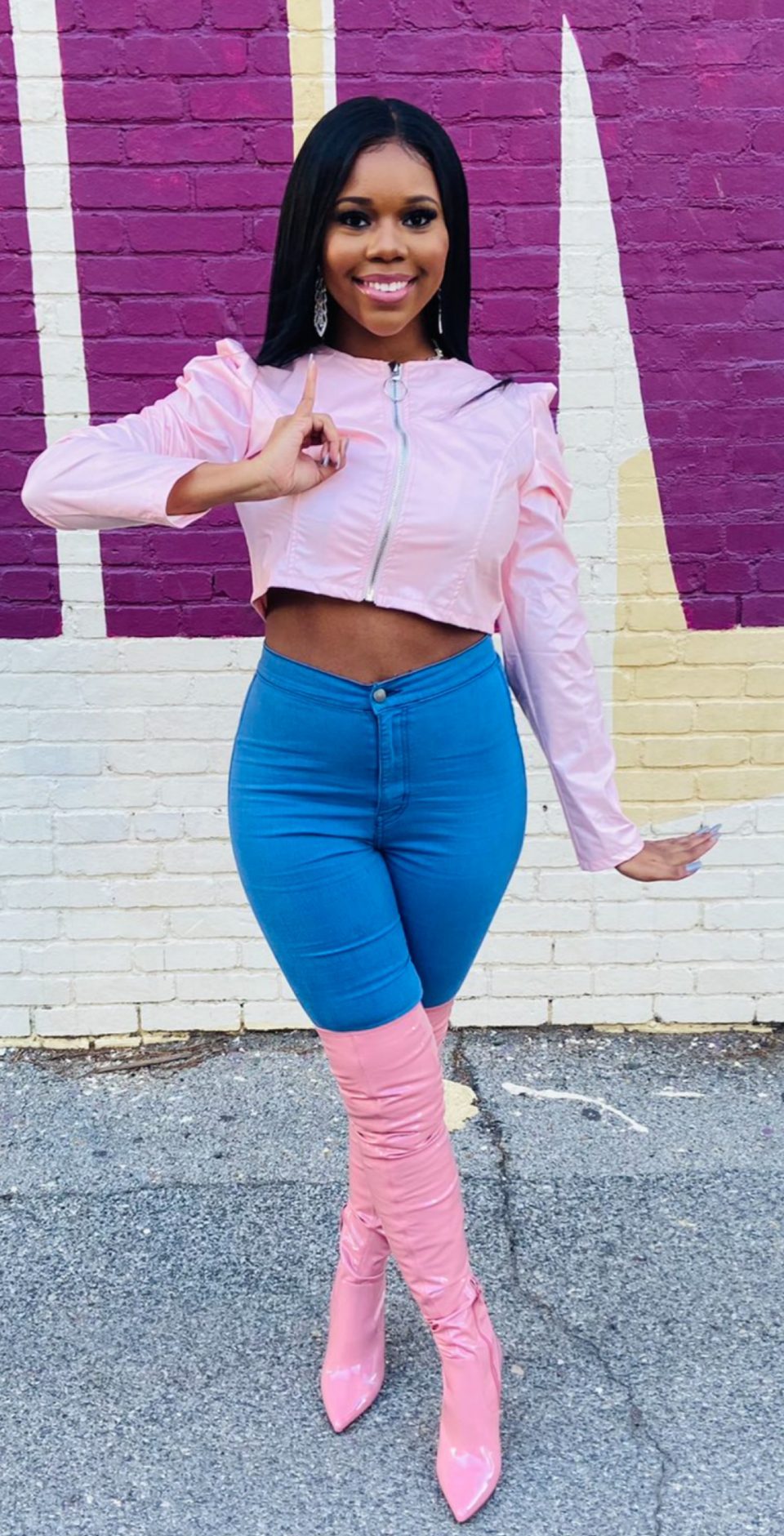 Police Said Carlee Russell Searched For Movie 'Taken', Amber Alert Costs, And Bus Tickets To ...