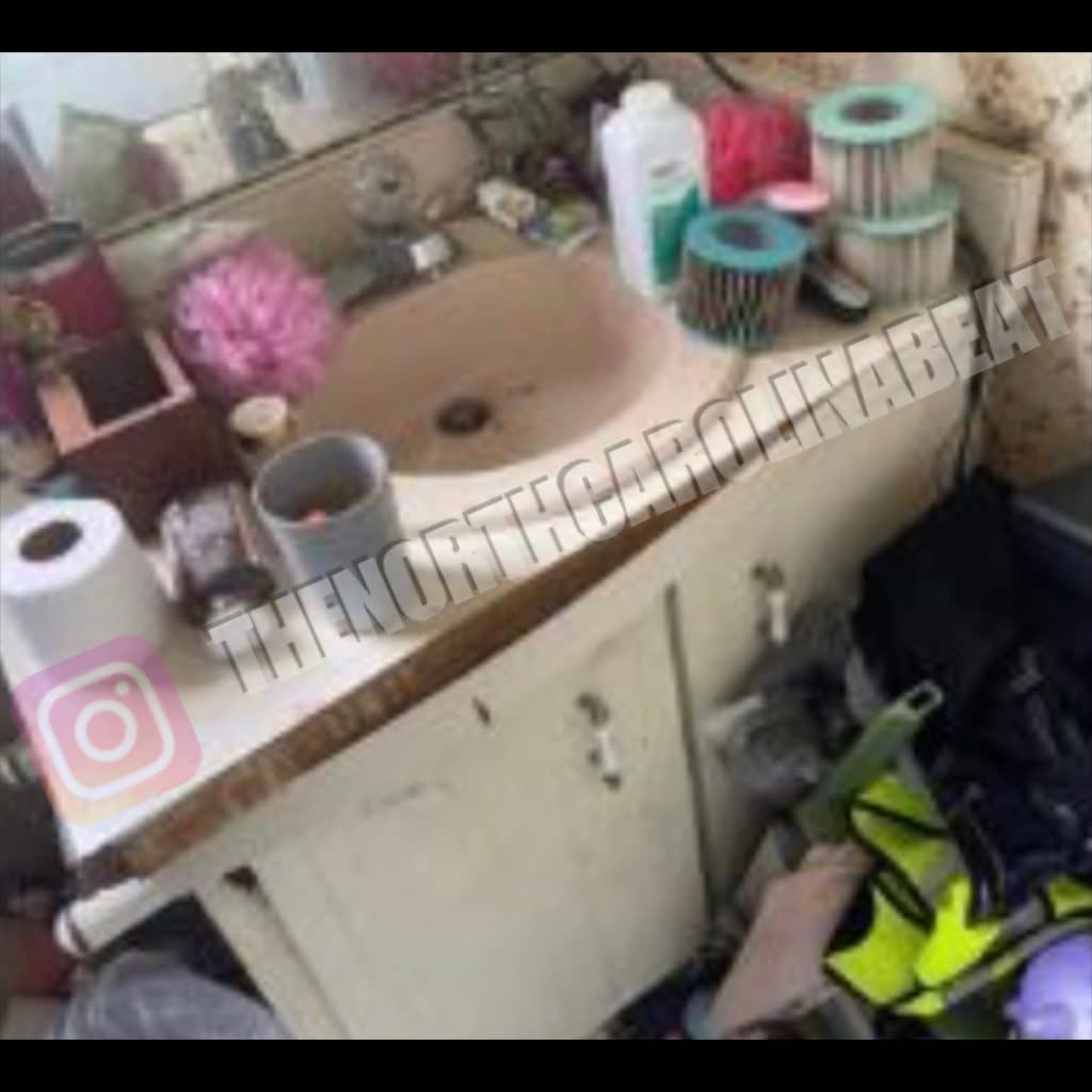 15-year-old Deaf Girl Sent To School With Roaches In Backpack