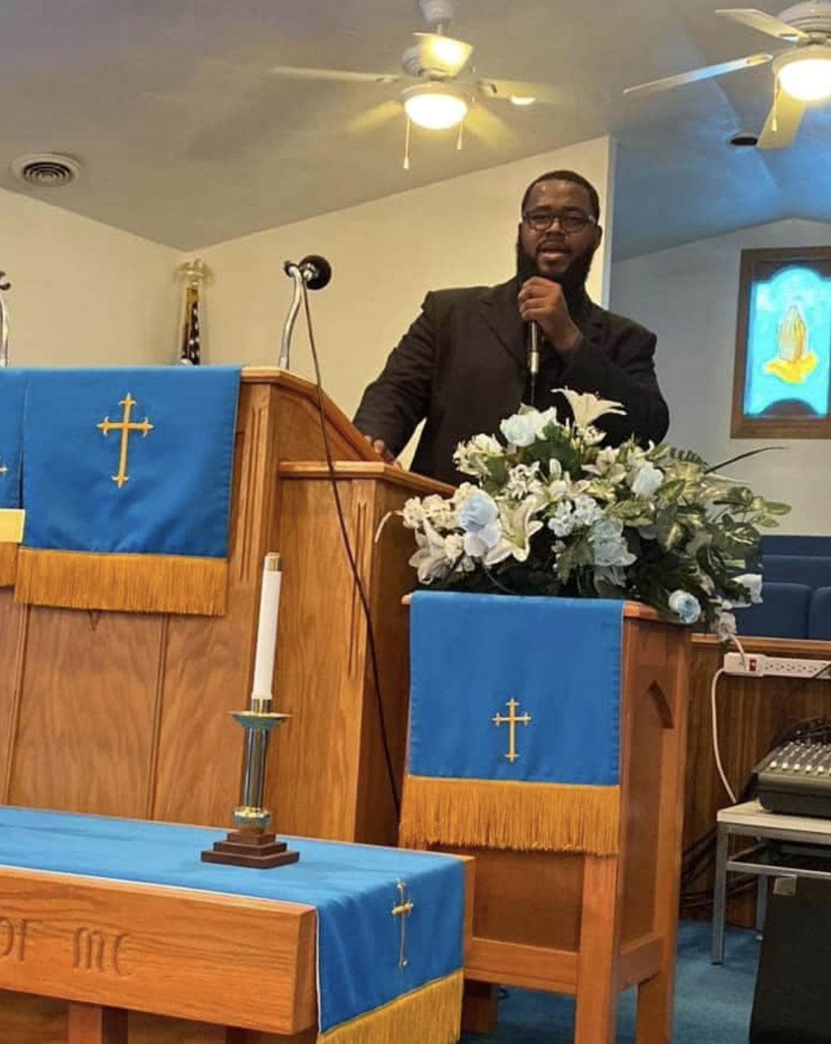 Pastor Travis Gatling Arrested For Indecent Liberties With HS Student ...